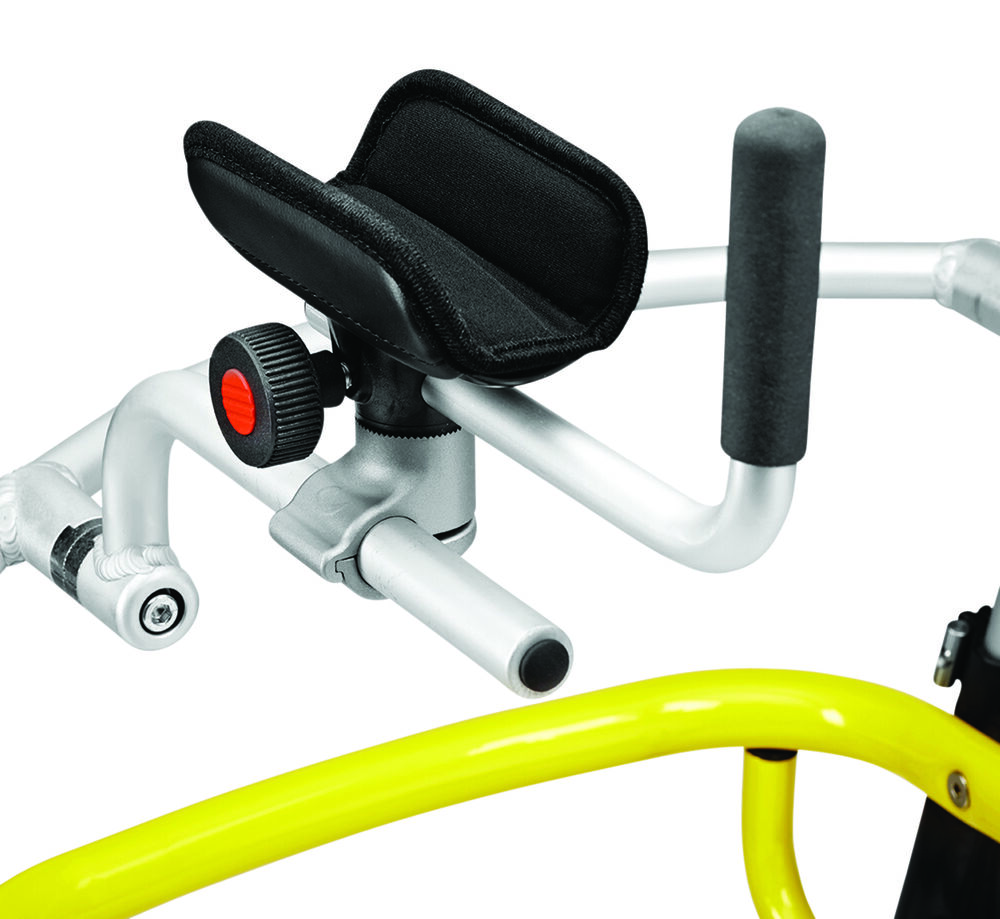 Forearm support with handgrip