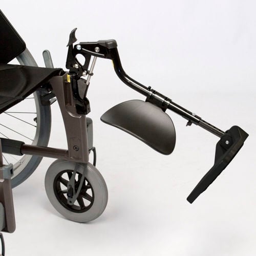 Elevating leg support